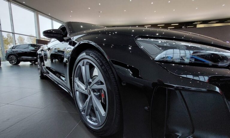 The History of the Automobile: Key Milestones and Innovations | Adi Autos